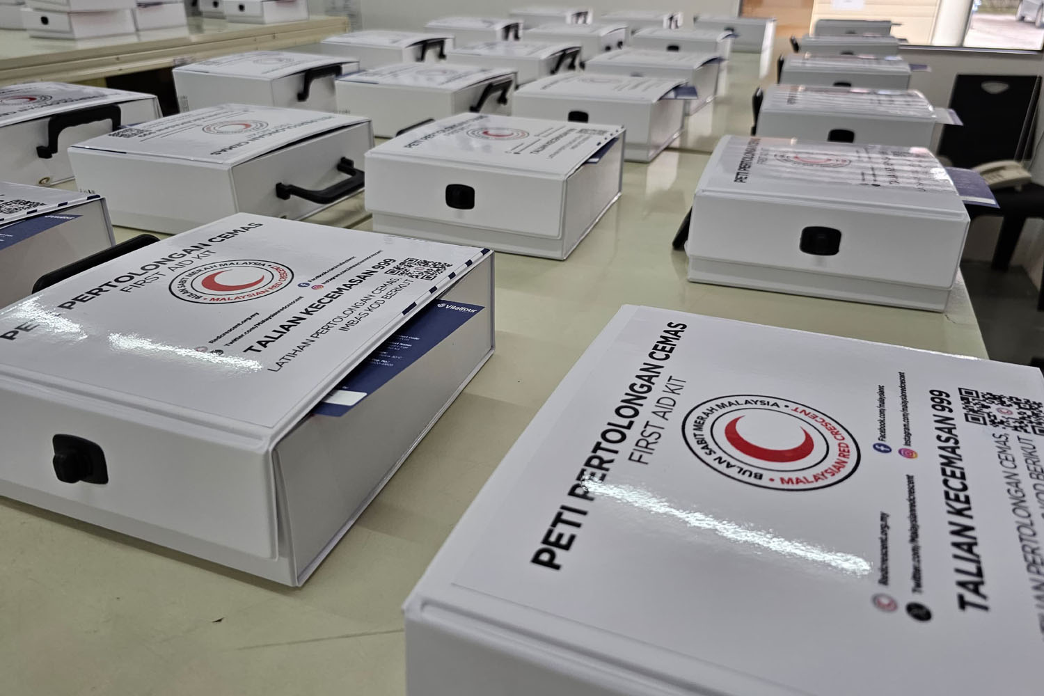 First Aid Kits for Malaysia Red Crescent Society Training Department ...